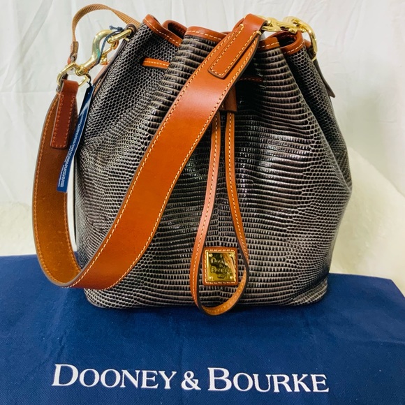 Dooney & Bourke | Bags | Dooney And Bourke Embossed Lizard Leather ...